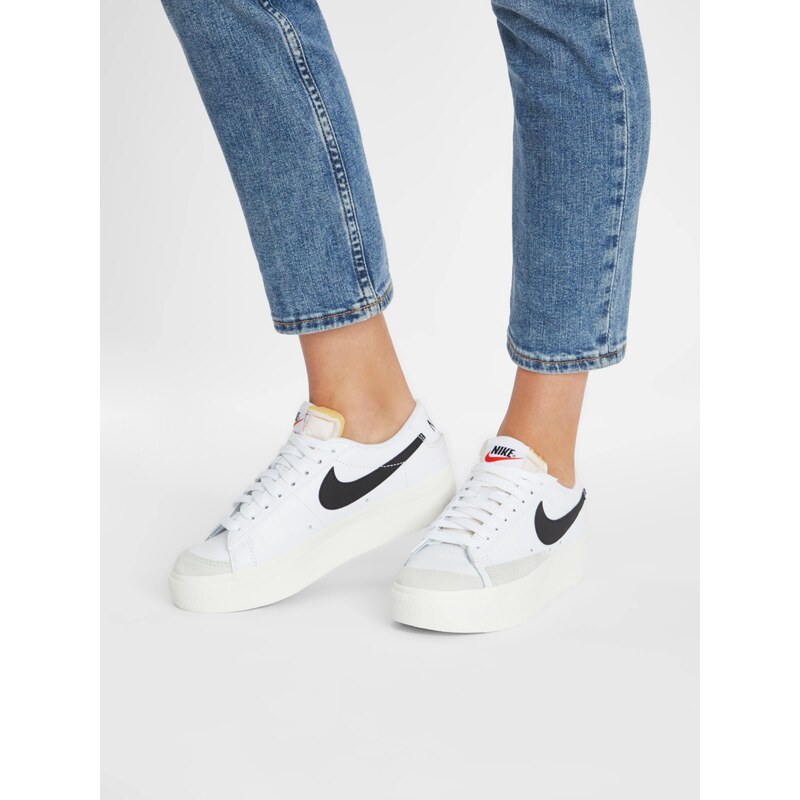 Nike Sportswear Niske tenisice 'Blazer' svijetlosiva / crna / bijela ...
